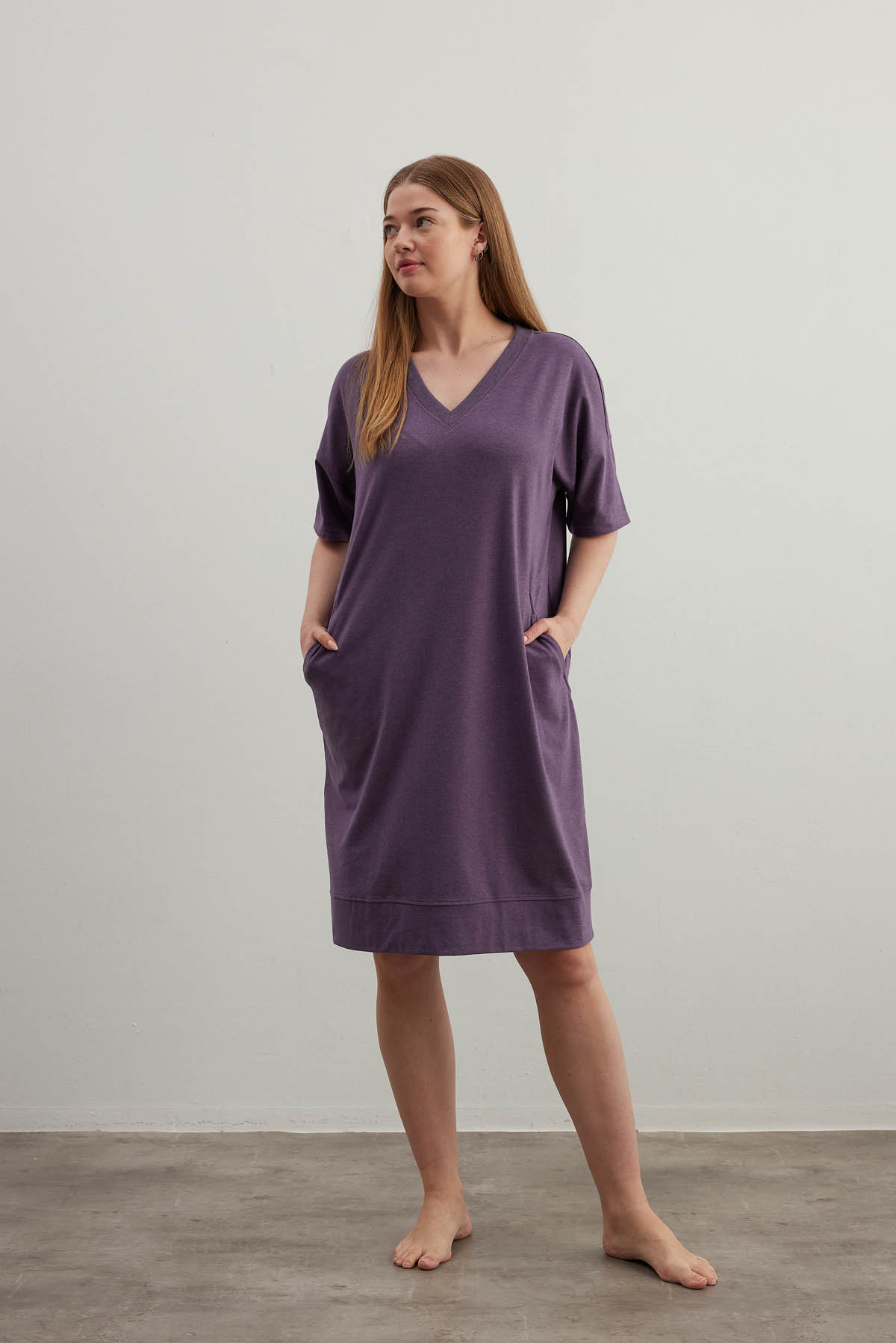 Kadın Plus Size Pamuklu Kısa Kollu V Yaka Cepli Gecelik - 40391 Mor ...