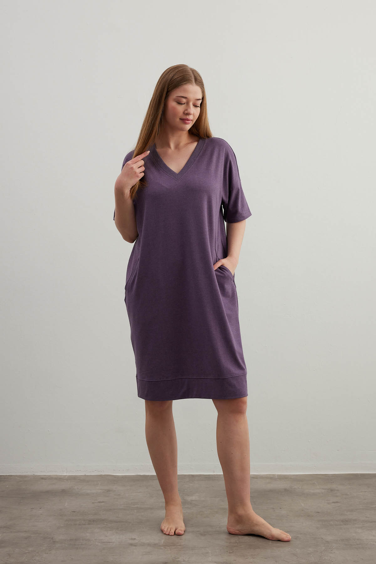 Kadın Plus Size Pamuklu Kısa Kollu V Yaka Cepli Gecelik - 40391 Mor ...